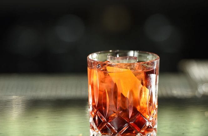 Recipe: DIY Gin & Tonic | The Alchemist